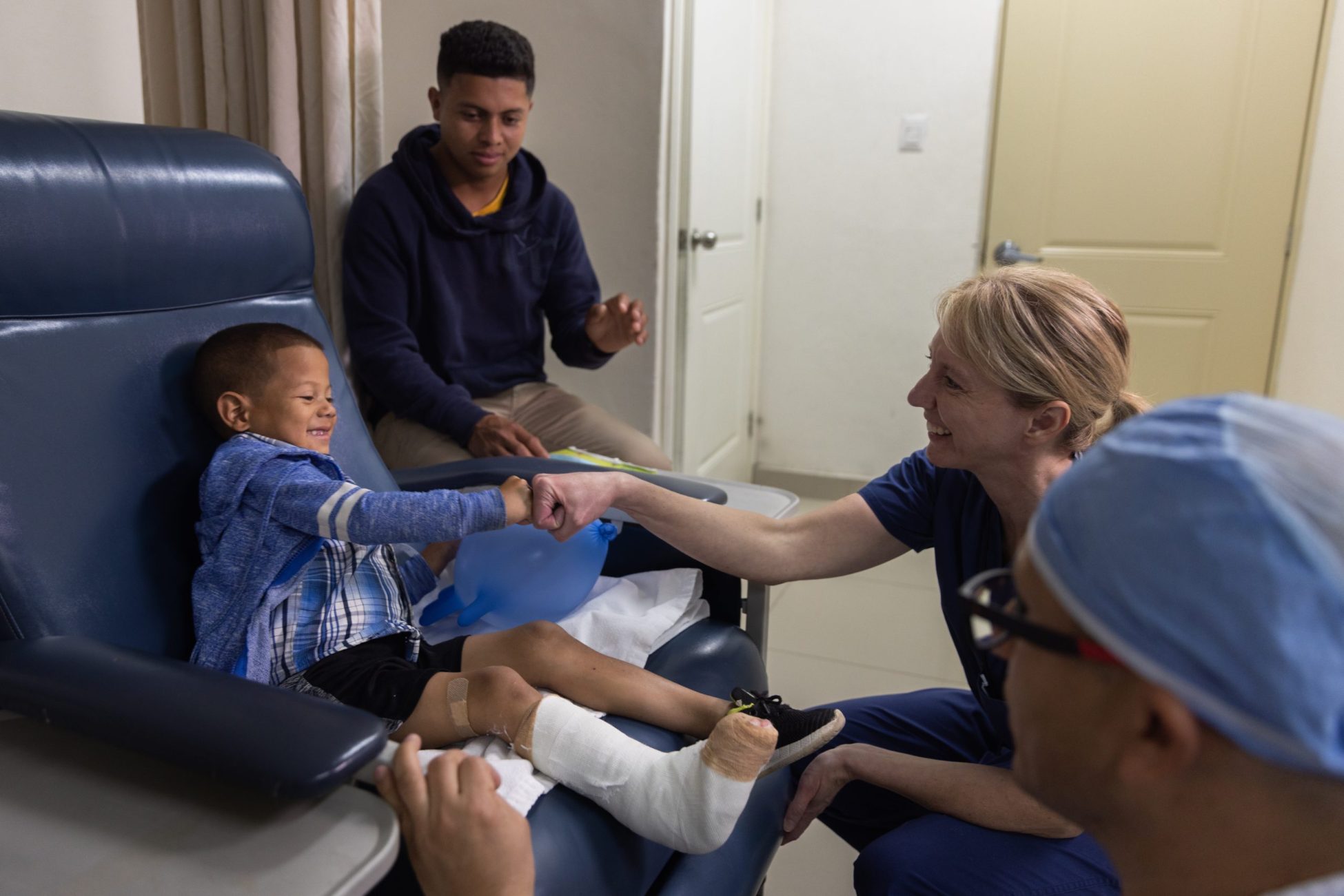 Contact Us banner - One World Surgery